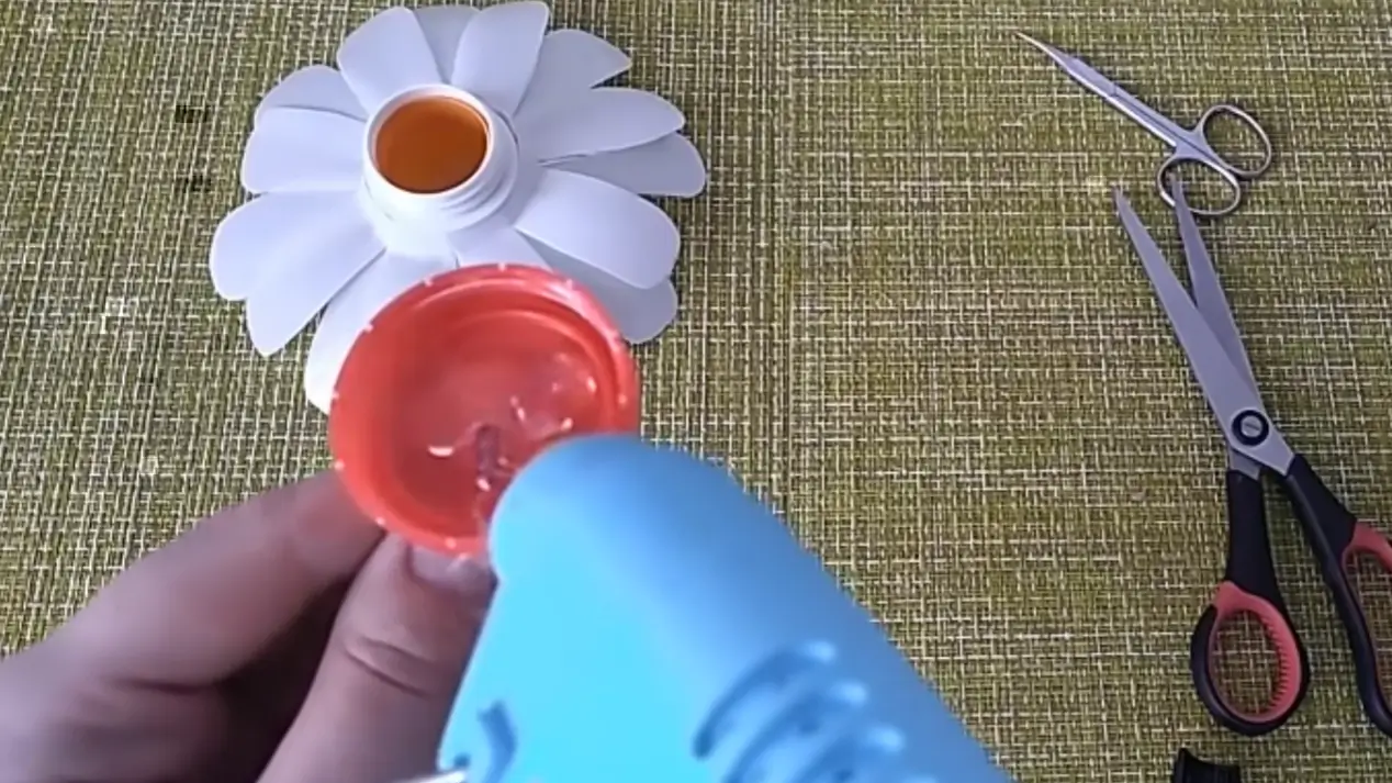 Diy Kreatif Cara Membuat Bunga Dari Plastik Mudah Dilakukan